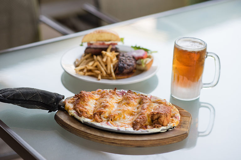 Jaxson's Bar & Grill | Visit Sebring Florida